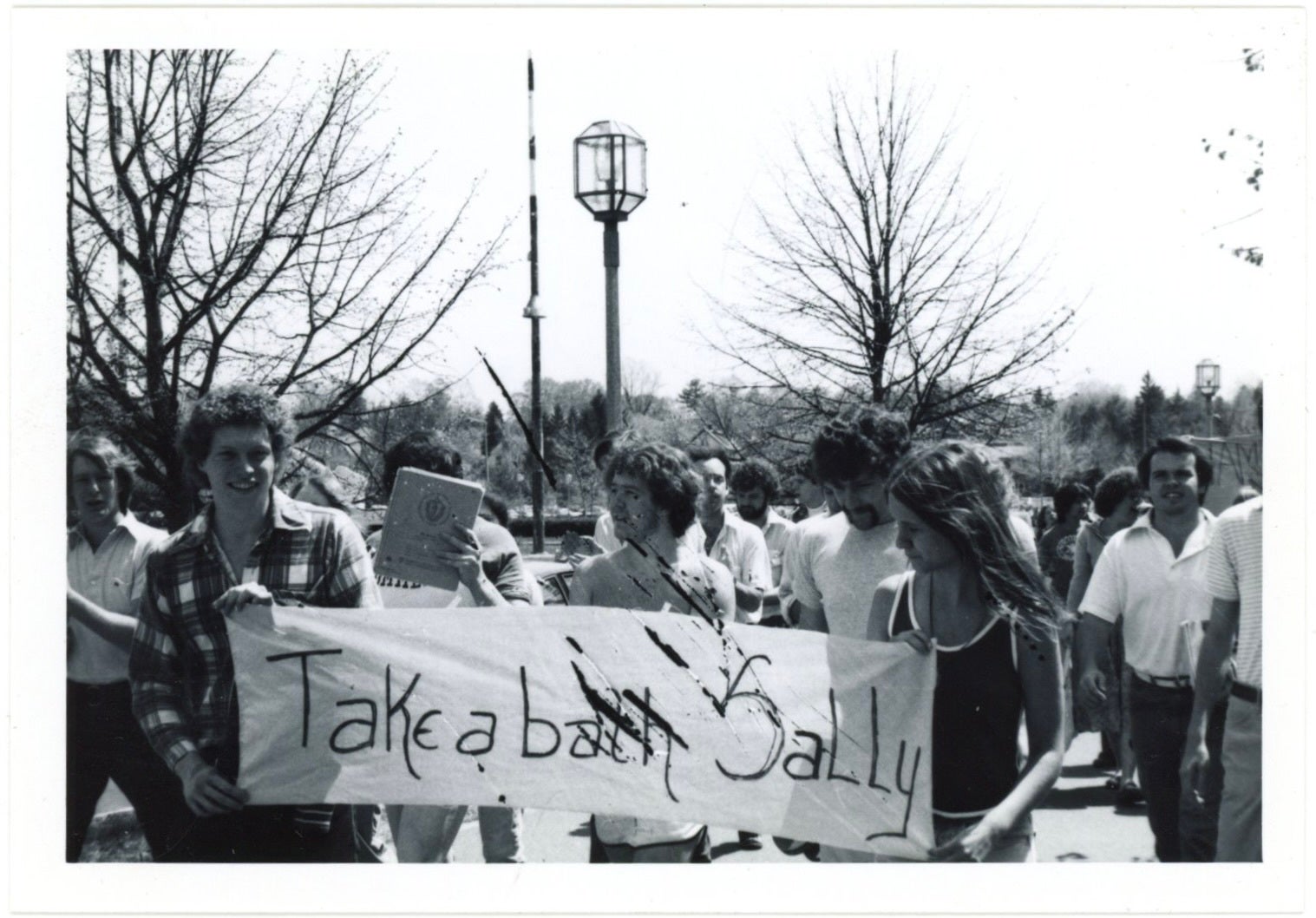UMASS AMHERST NON-VIOLENT PROTEST 11 SNAPSHOT PHOTOS c. 1970s